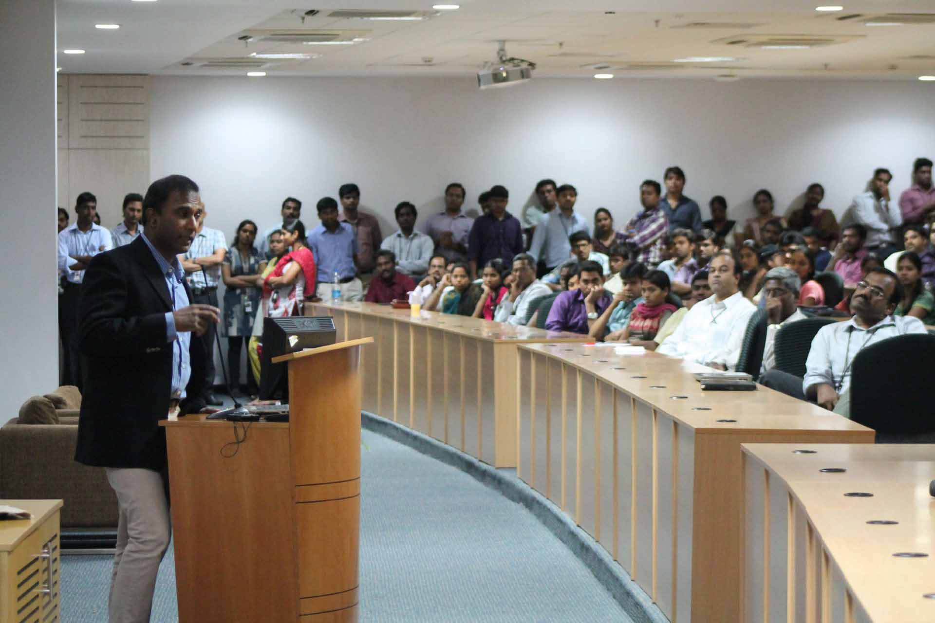 Dr. V.A. Shiva Ayyadurai The Inventor of Email™ and Systems Scientist ...
